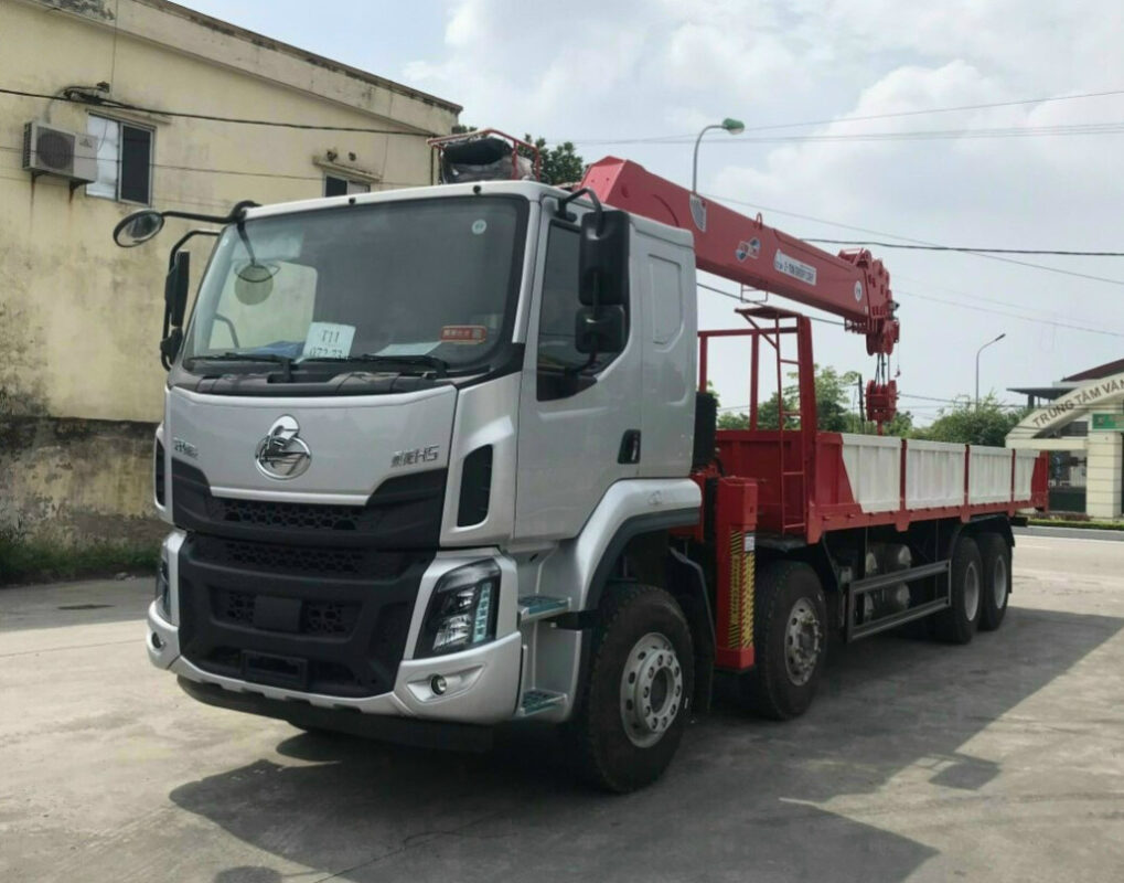Xe chenglong gắn cẩu 12 tấn 5 đốt - CÔNG TY CP SẢN XUẤT XE CHUYÊN DỤNG ...